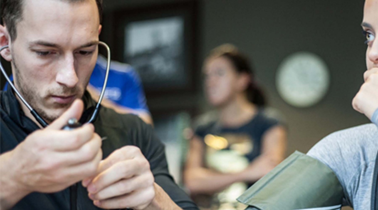 Become an Exercise Referral Instructor - Fitness Career Guide | HFE